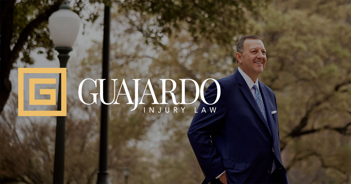 How to Deal with Insurance Adjusters After an Accident | Guajardo ...